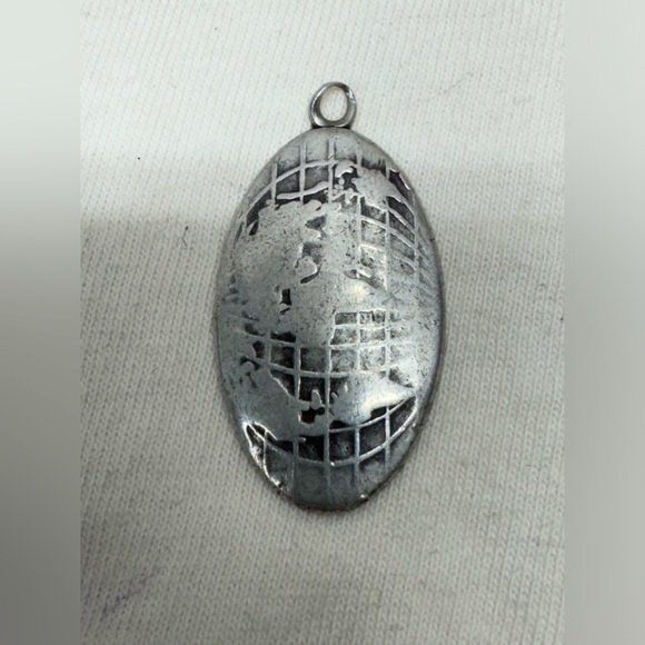 Tiffany & Co. | Jewelry | Tiffany Co Sterling Silver World Map Pendant ...
